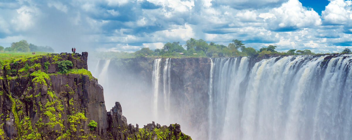 Bushtracks - Zambia Tourism