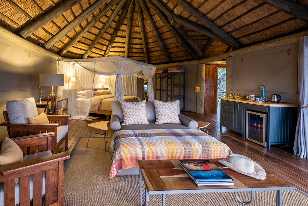 Lion Camp Safari Lodge - Zambia Tourism