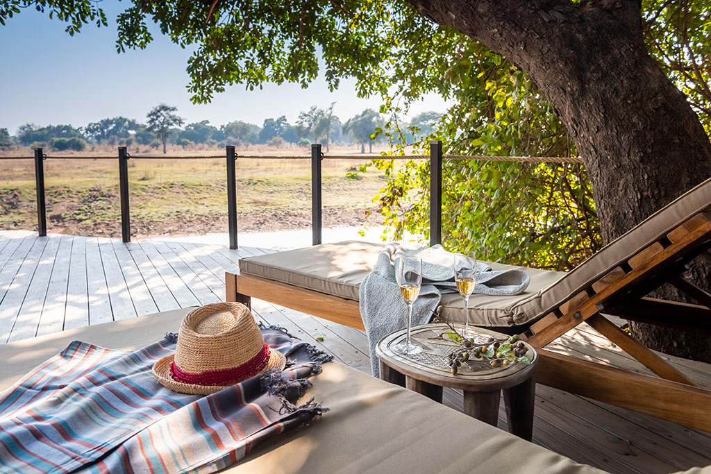 Lion Camp Safari Lodge - Zambia Tourism