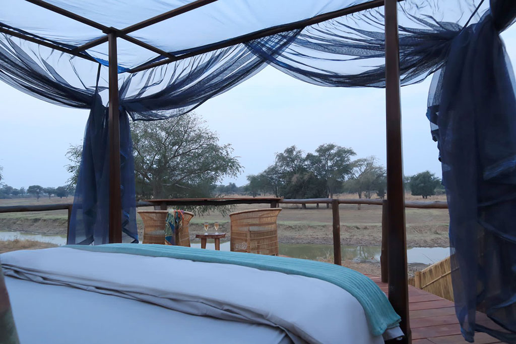 Lion Camp Safari Lodge - Zambia Tourism